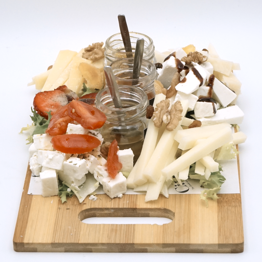 Greek Cheeses Platter - Cinque2Go
